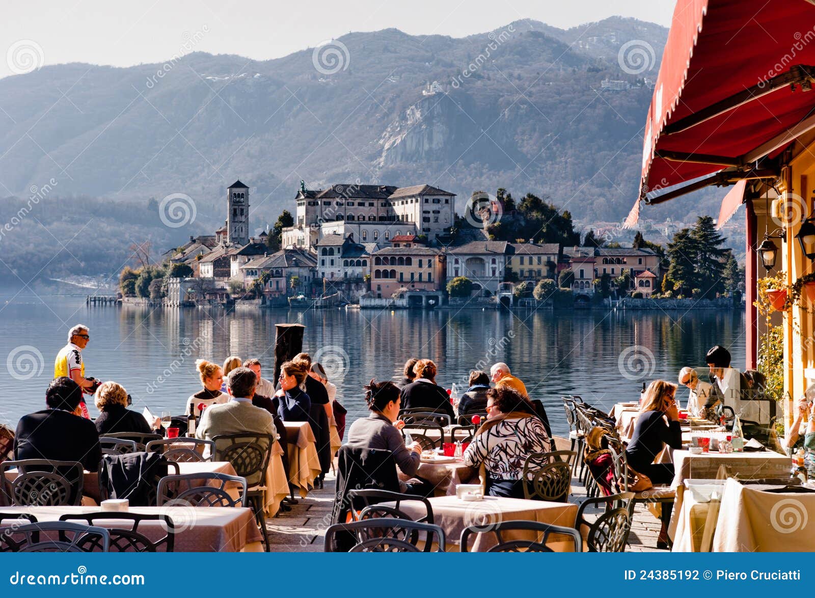 Summertime in Italy. Outdoor Dining Editorial Photography - Image of ...