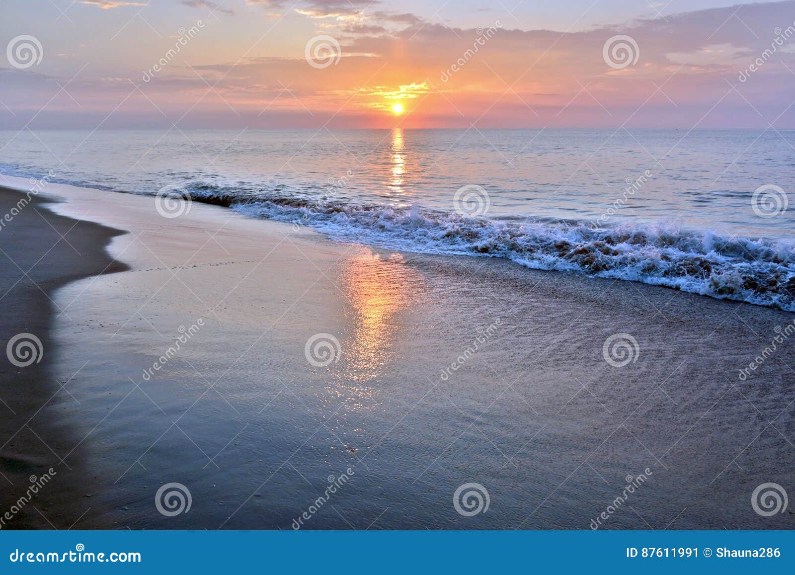 Summertime Seashore Sunrise Stock Image - Image of glowing, paradise ...
