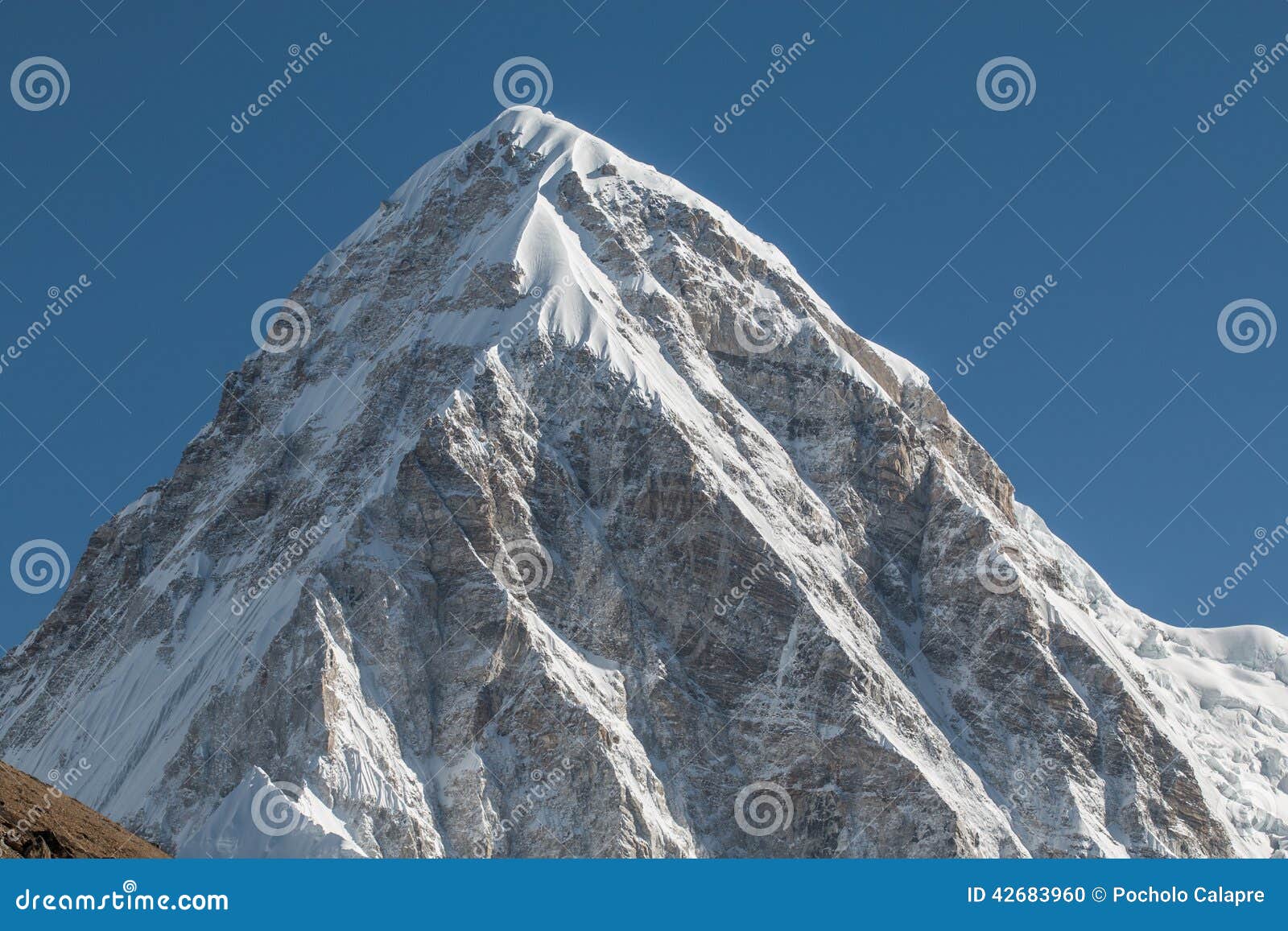 Summit of Mount lhotse stock photo. Image of trek, peak - 42683960
