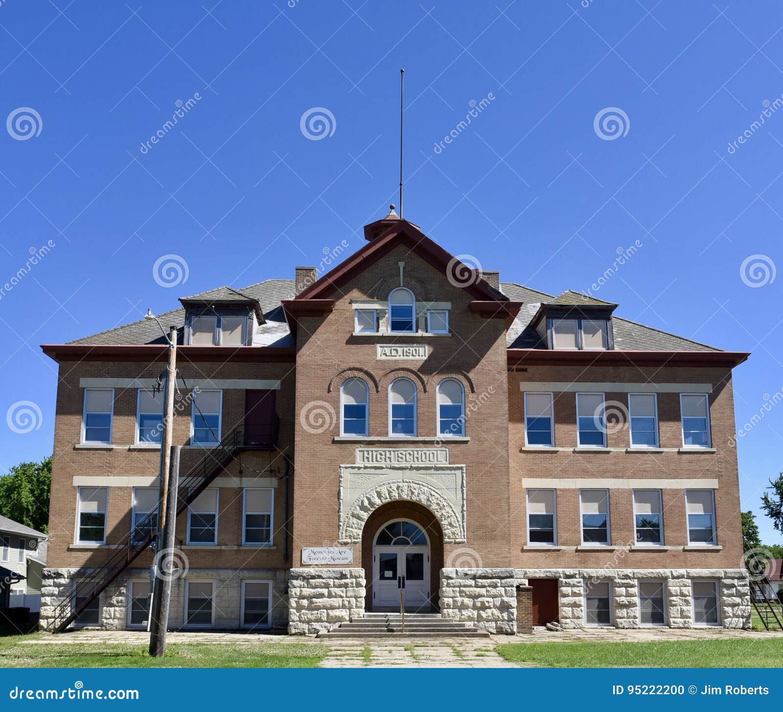 Sumner High School imagen editorial. Imagen de agregado - 95222200