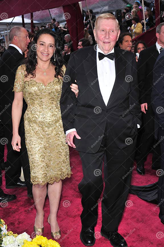 Sumner Redstone editorial photo. Image of hollywood, redstone - 23945001