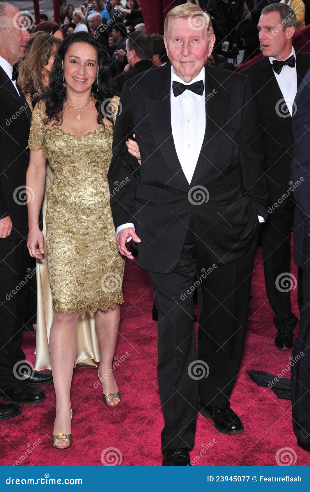 Sumner Redstone editorial photography. Image of awards - 23945077