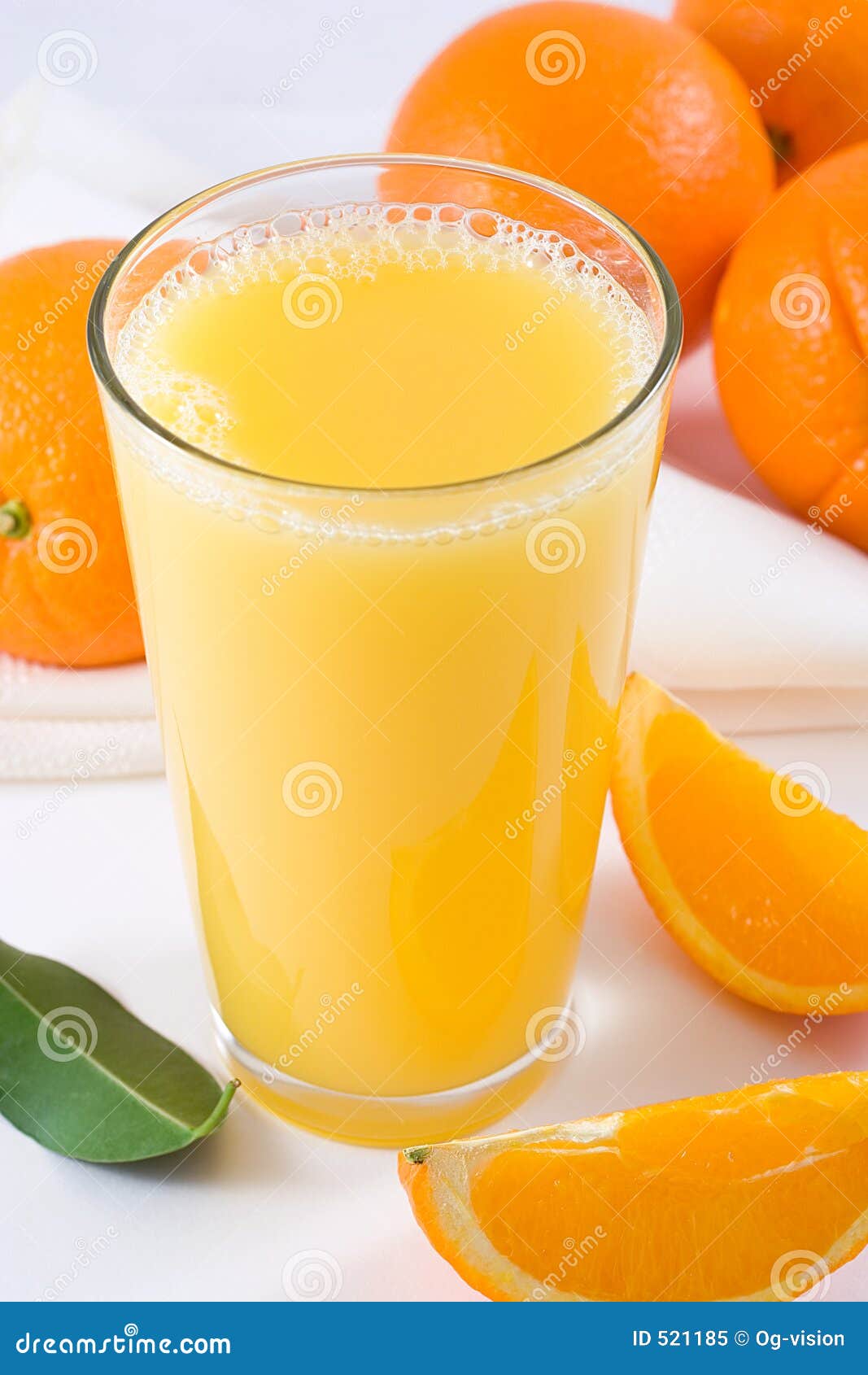 Sumo de laranja imagem de stock. Imagem de suculento, vitamina - 521185