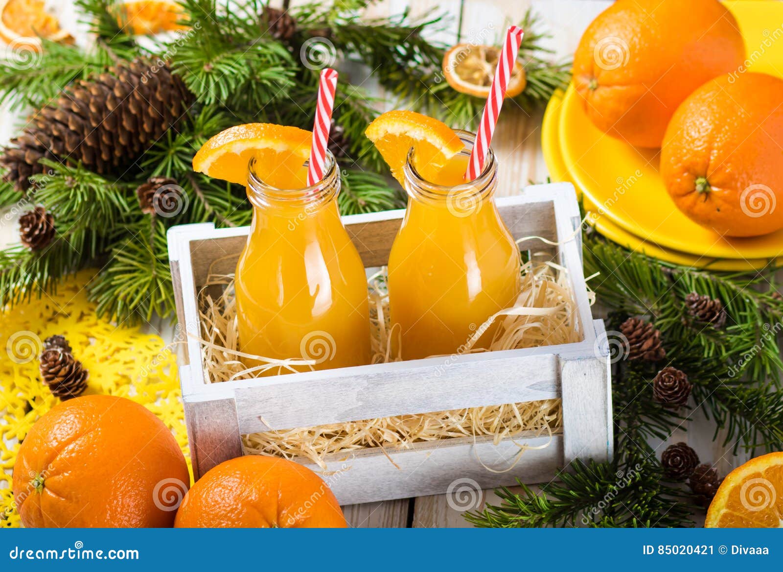 Sumo De Laranja Em Um Frasco Imagem de Stock - Imagem de suculento ...