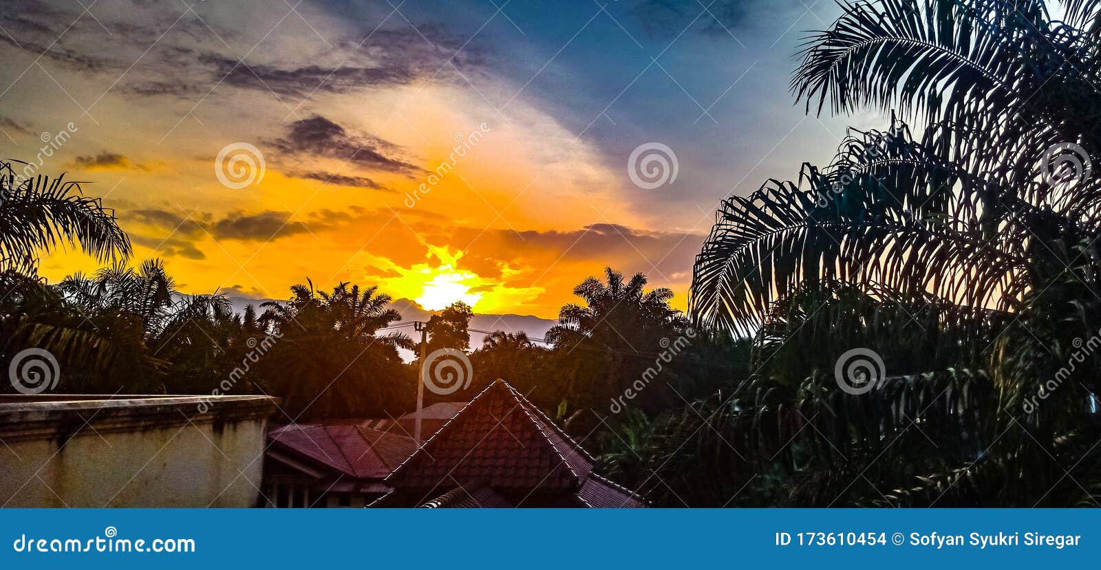 The sun in the afternoon stock photo. Image of horizon - 173610454