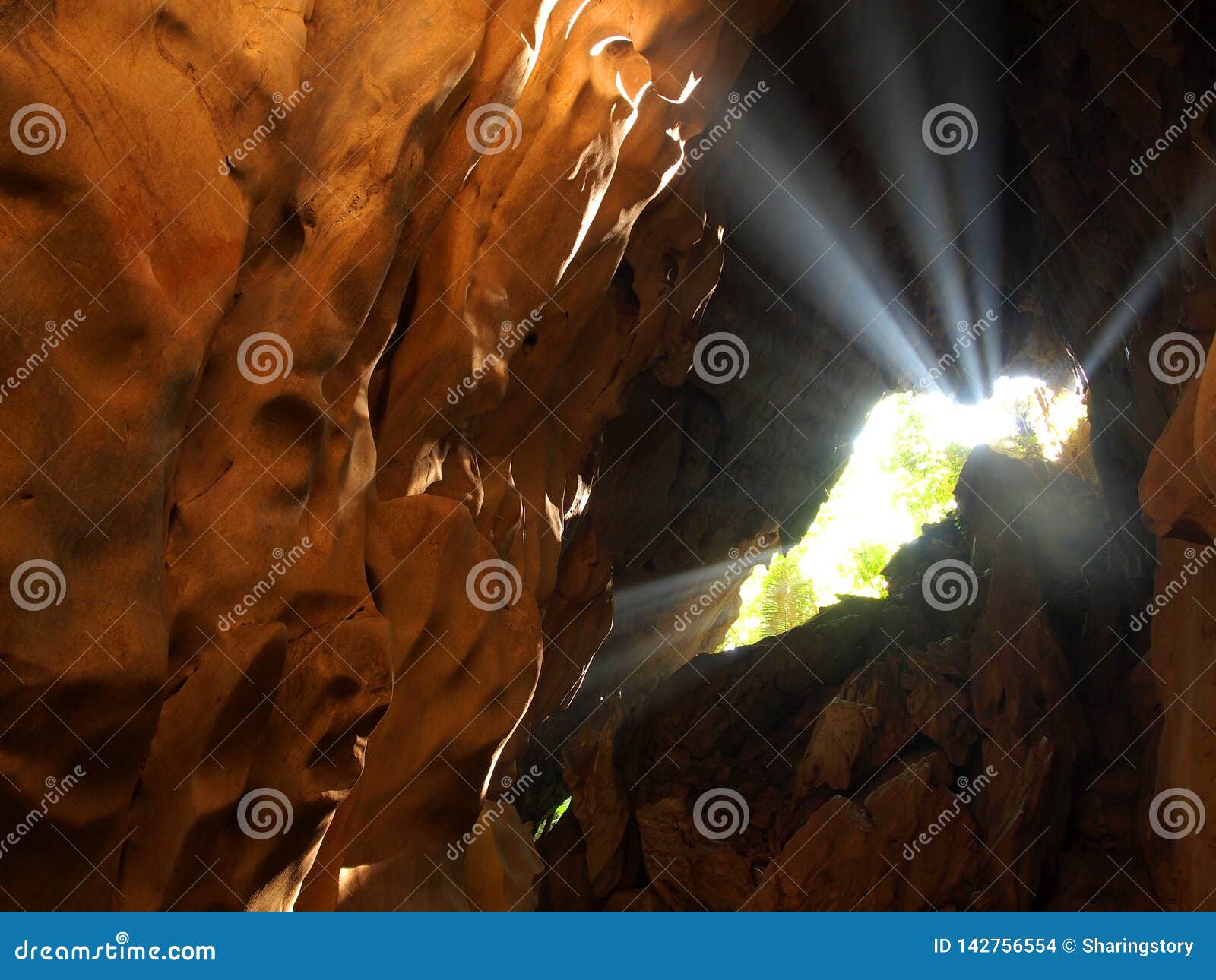 Sun beam in cave stock photo. Image of earth, natural - 142756554