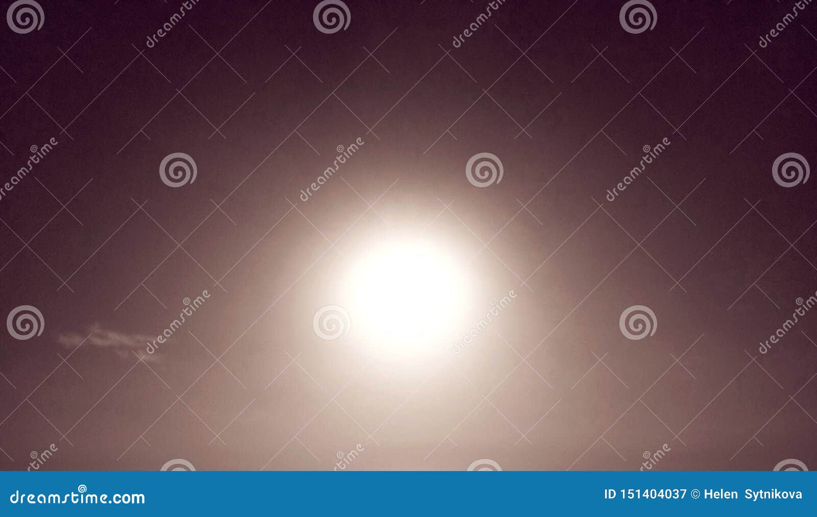 The Sun Brightly Shining in the Sky Stock Image - Image of sunbeams ...