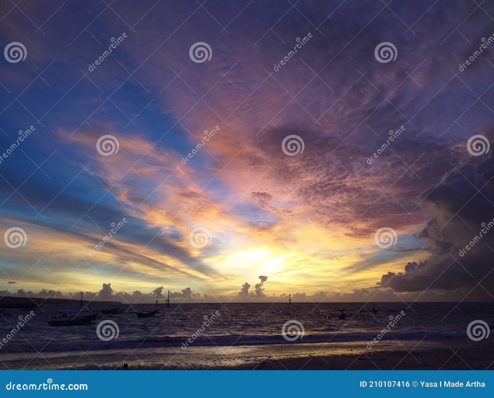Sun Down by the Indian Ocean Stock Photo - Image of sunrise, dawn ...