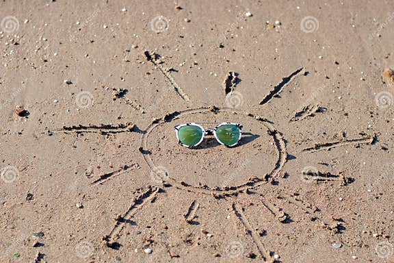 Sun drawing in the sand stock image. Image of horizontal - 141180327