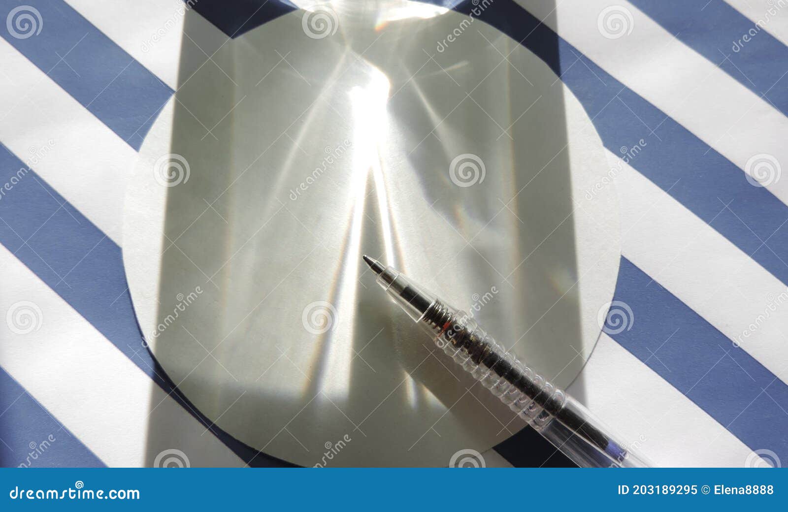 Sun Glare and Light Refraction, Bizarre Shadows, Mock Up, Pen, Shadows ...