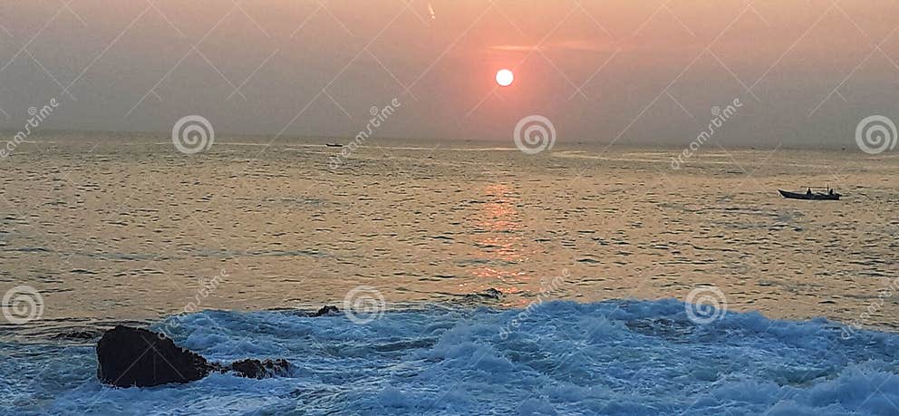 When the Sun Goes Down by the Ocean Stock Image - Image of ocean ...
