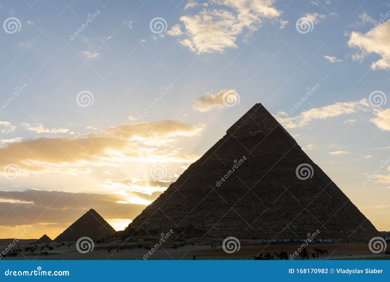 The Sun Going Down Behind the Pyramid of Menkaure Stock Photo - Image ...