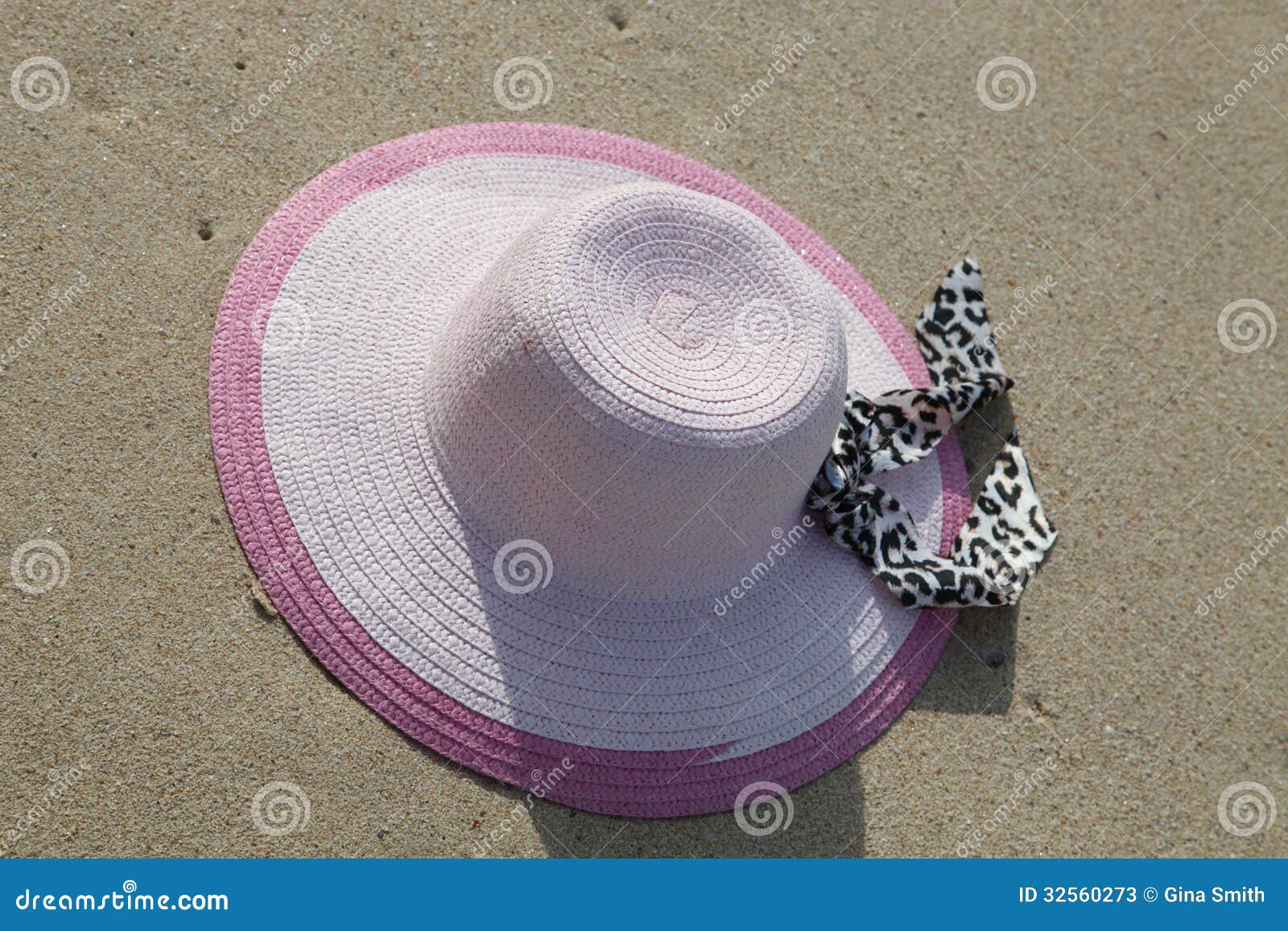 Sun hat at the beach. stock image. Image of seaside, head - 32560273