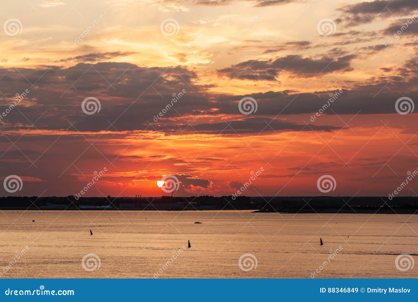 The sun on the horizon stock image. Image of summer, water - 88346849
