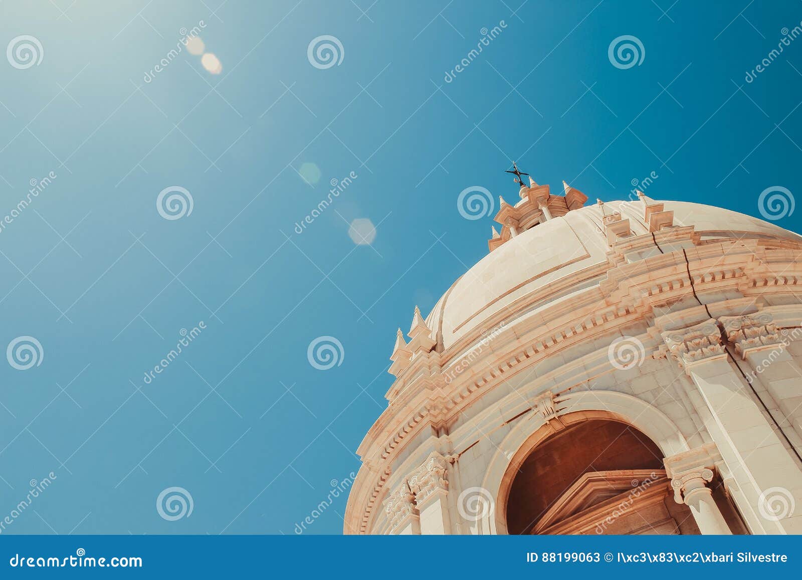 Sun Illuminating the Top of the Pantheon with Blue Background Stock ...
