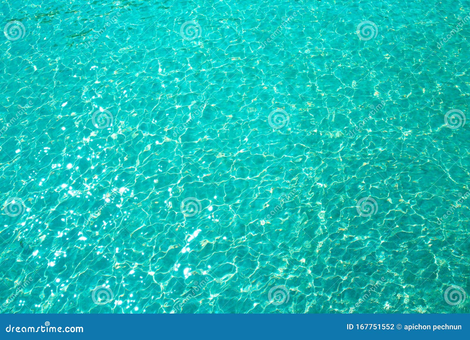 Sun Light Reflecting or Sparkling Glitter on Water of Sea or Ocean ...