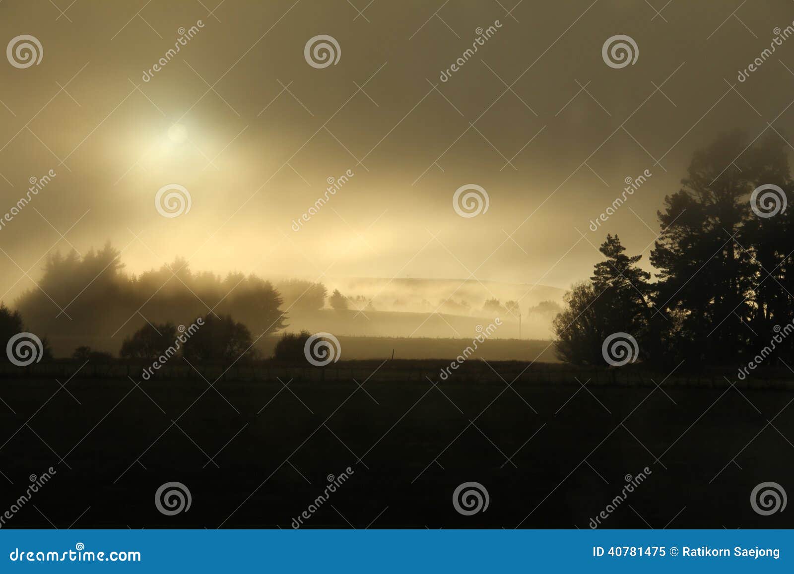 The sun in the mist stock image. Image of wave, silhouette - 40781475