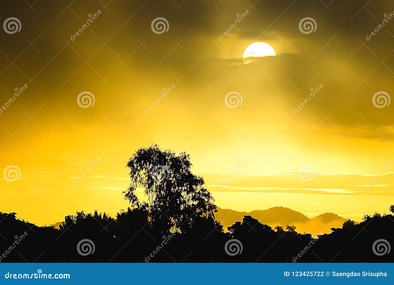 The Sun in the Morning To See the Sunlight is Orange. Stock Photo ...