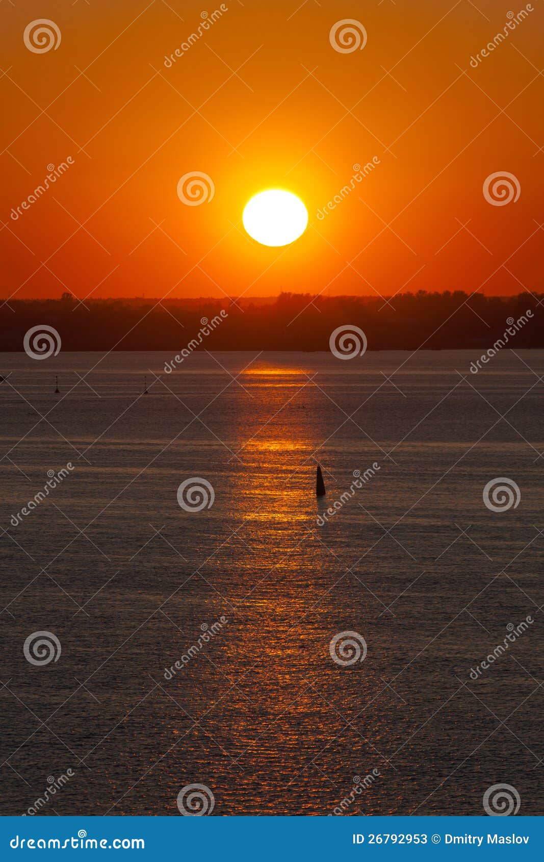The sun over the horizon stock image. Image of twilight - 26792953