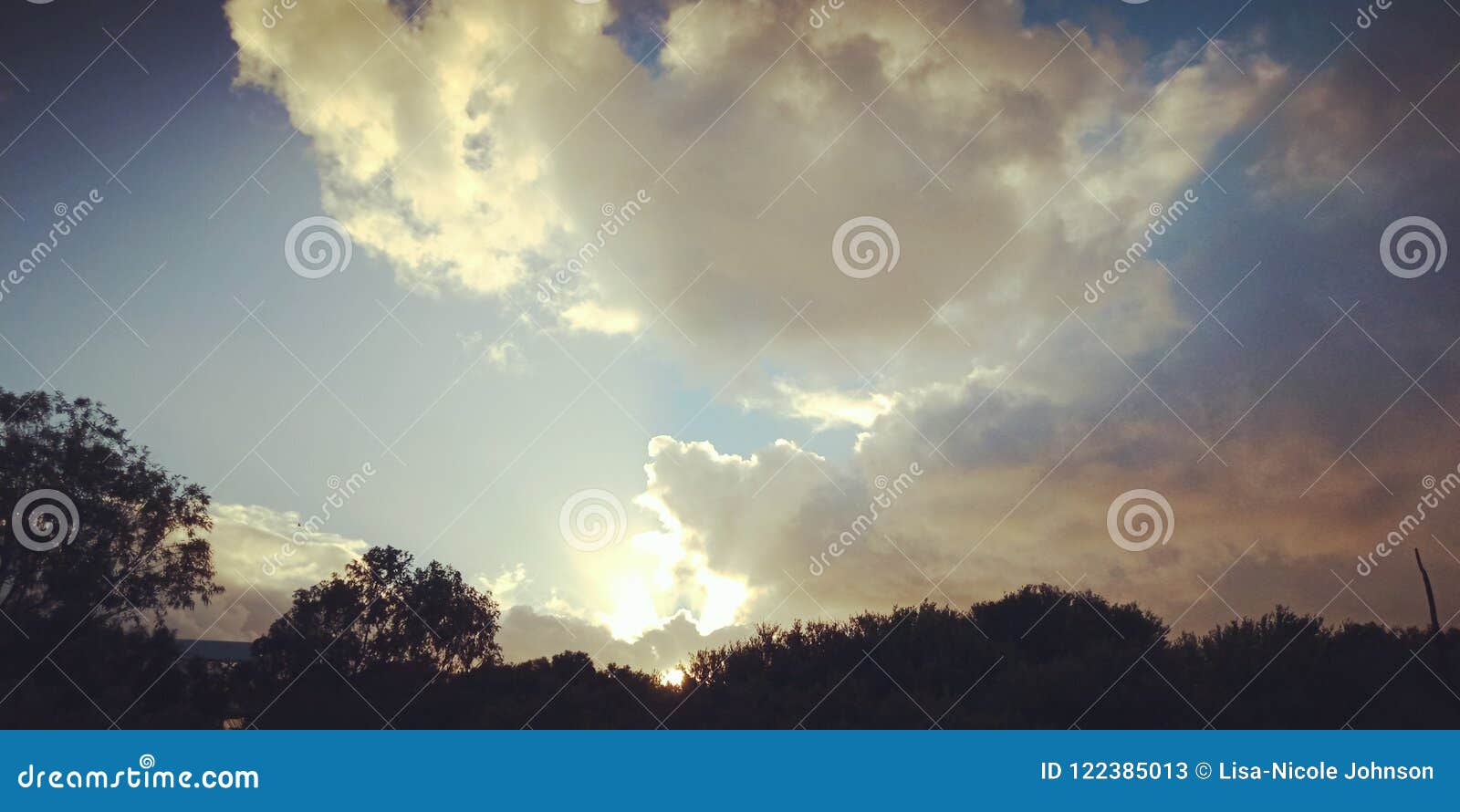 Sun Ray Shine Bright Tonight Stock Image - Image of tonight, shine ...