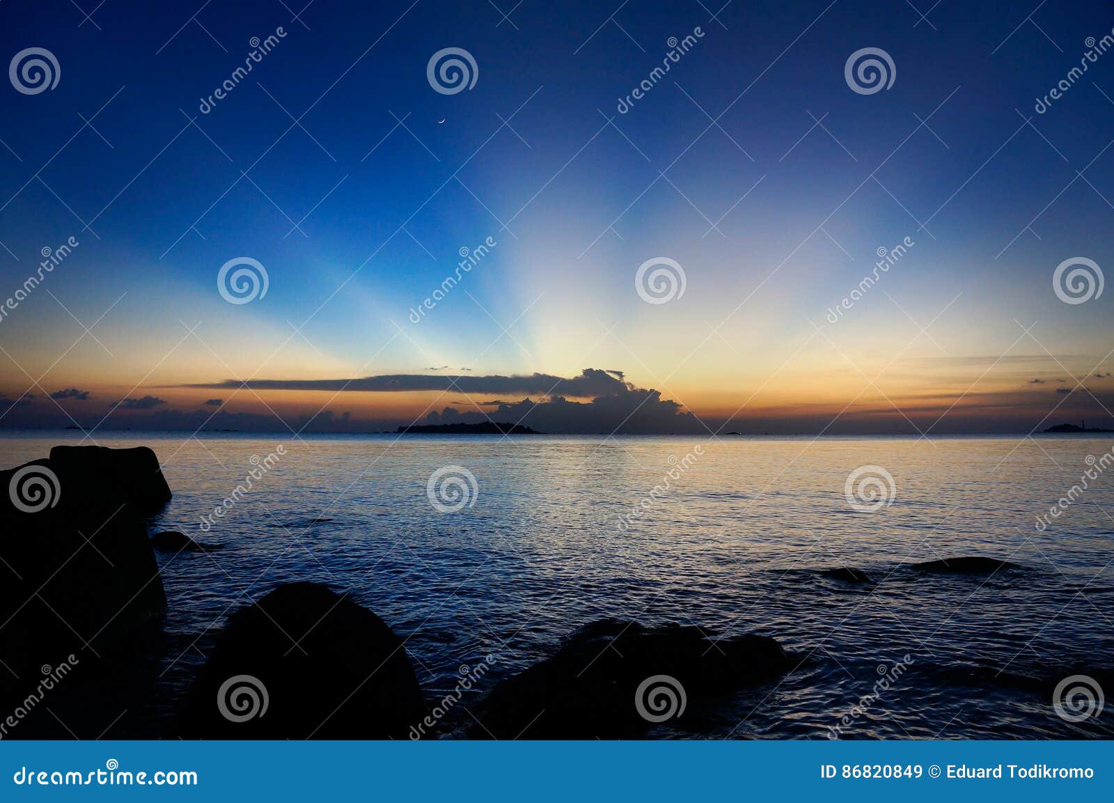 Sun Rays on the Beach at Sunset. Stock Image - Image of beach ...