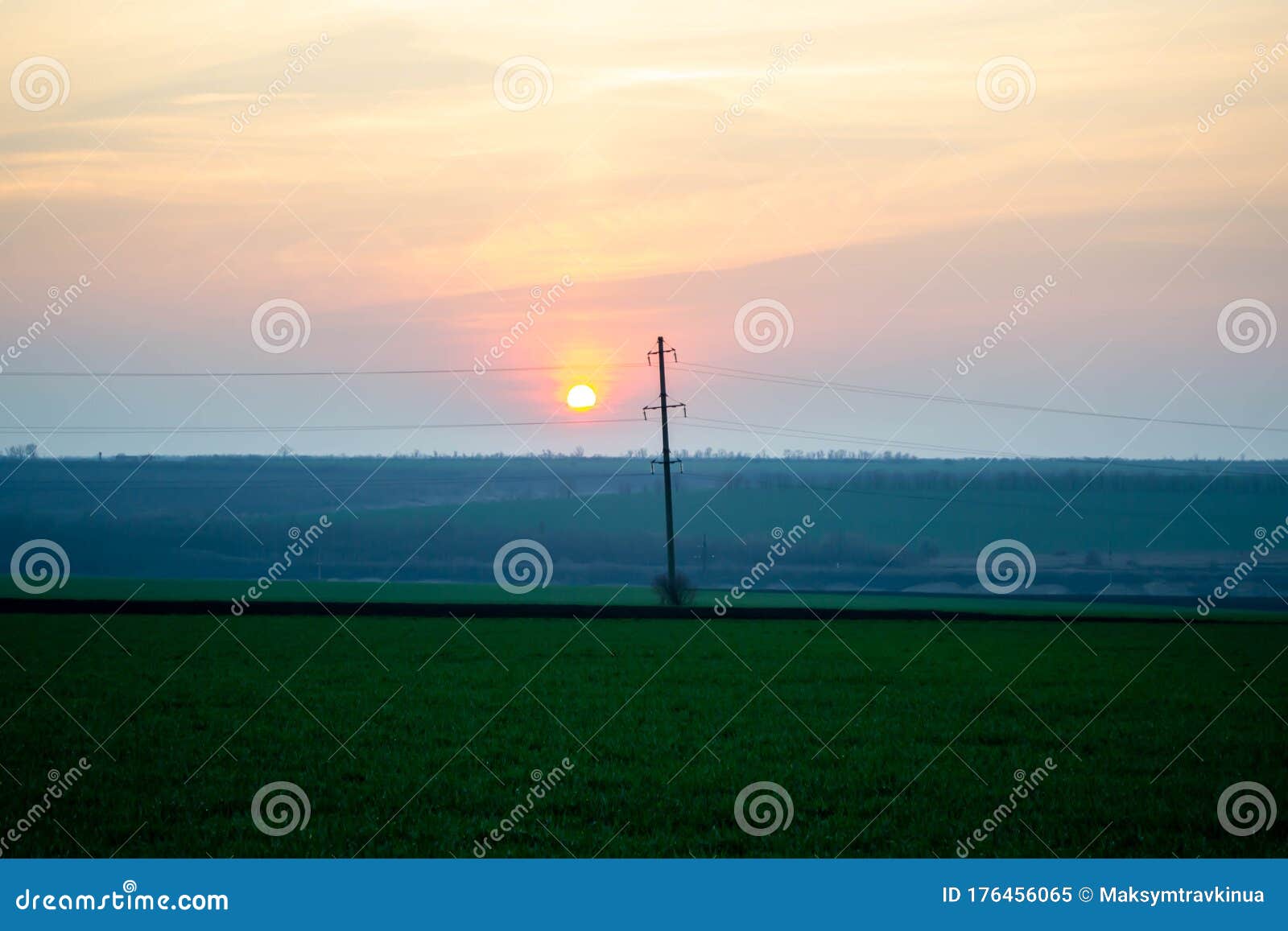 Sun rays over field stock image. Image of evening, bright - 176456065