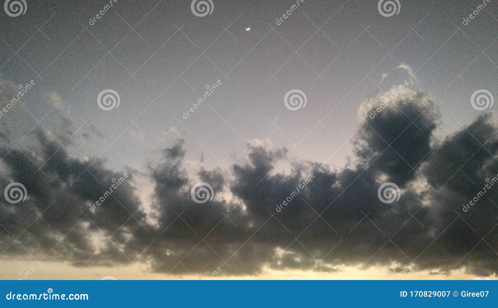 Sun Rays Thought the Dark Clouds. Stock Image - Image of horizon, dark ...