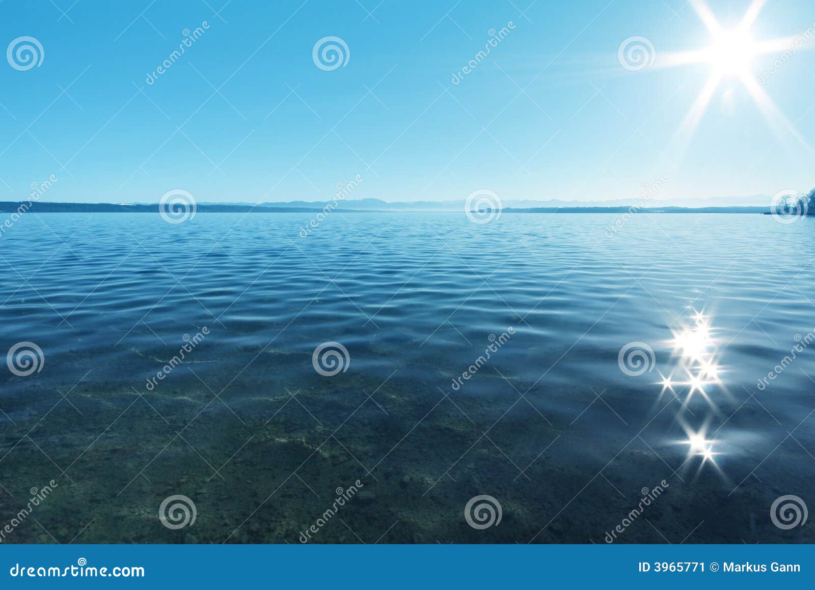 Sun Reflection in the Water Stock Image - Image of sunrise, lake: 3965771