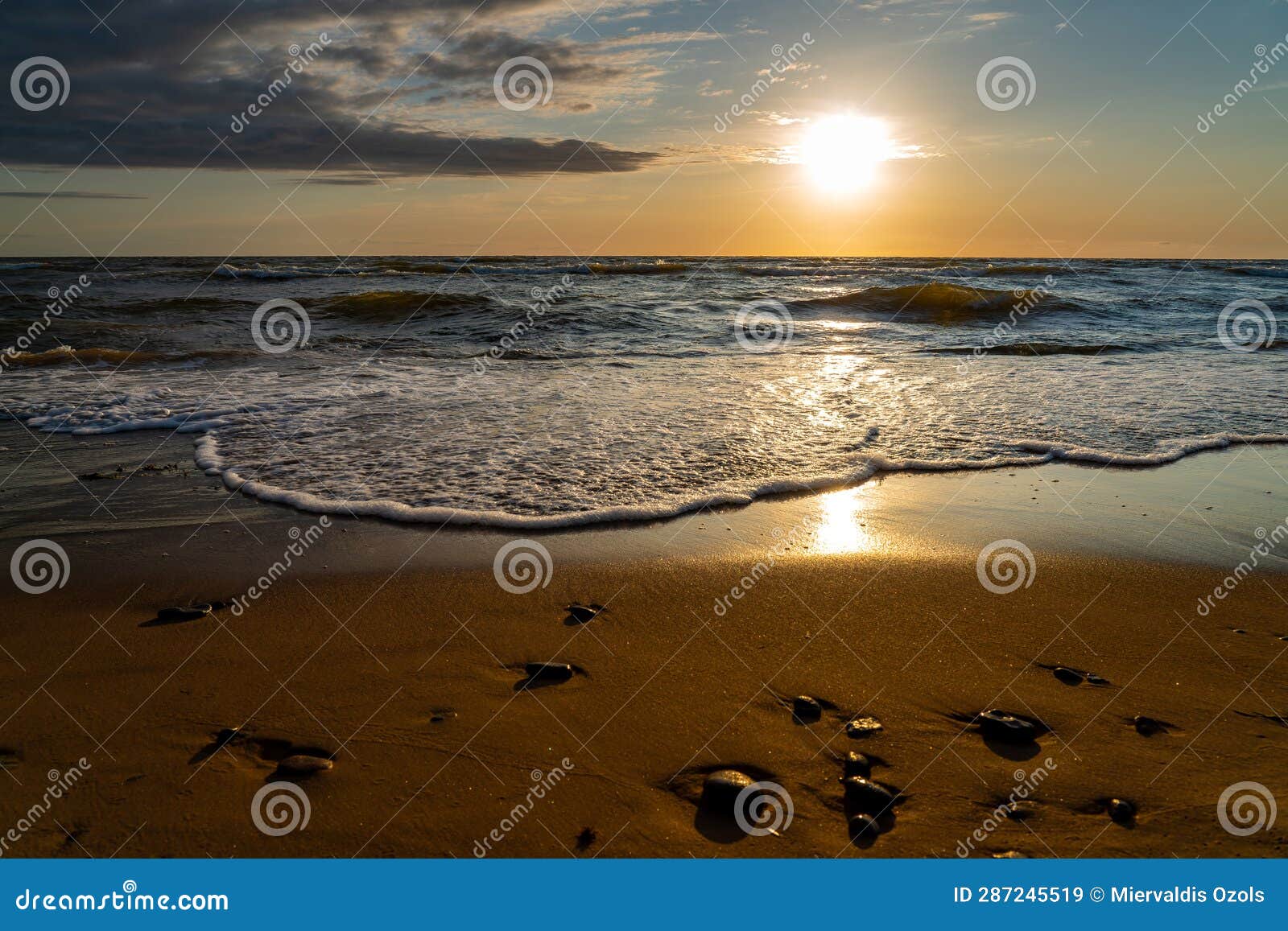 Sun reflection in water stock image. Image of sunlight - 287245519