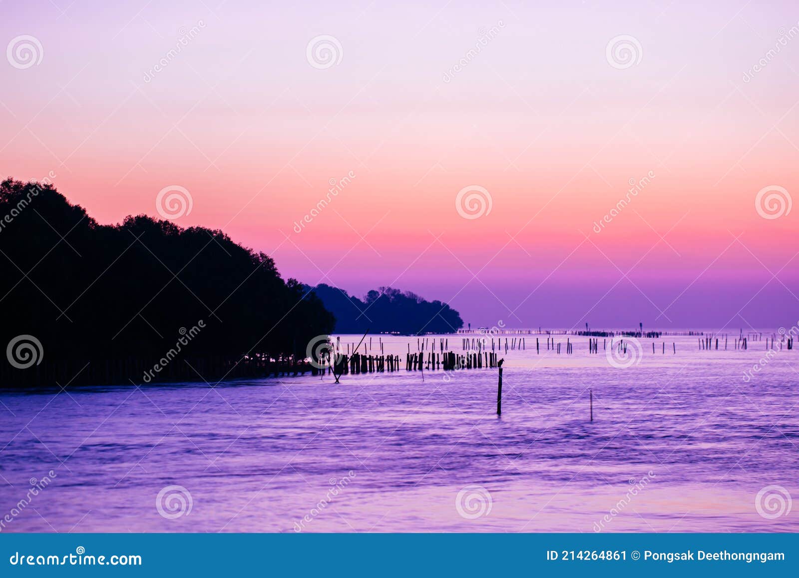 The Sun Rise in the Morning Stock Image - Image of nature, renowned ...