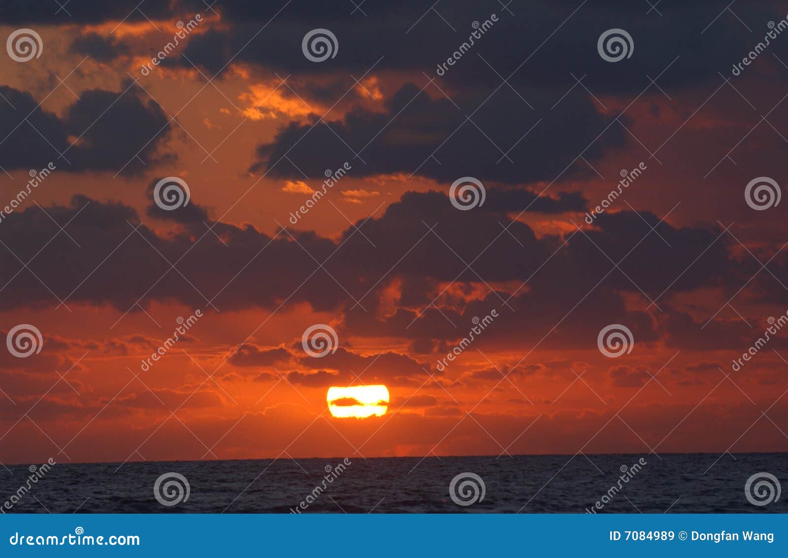 Sun rise over clouds stock image. Image of coast, cloud - 7084989