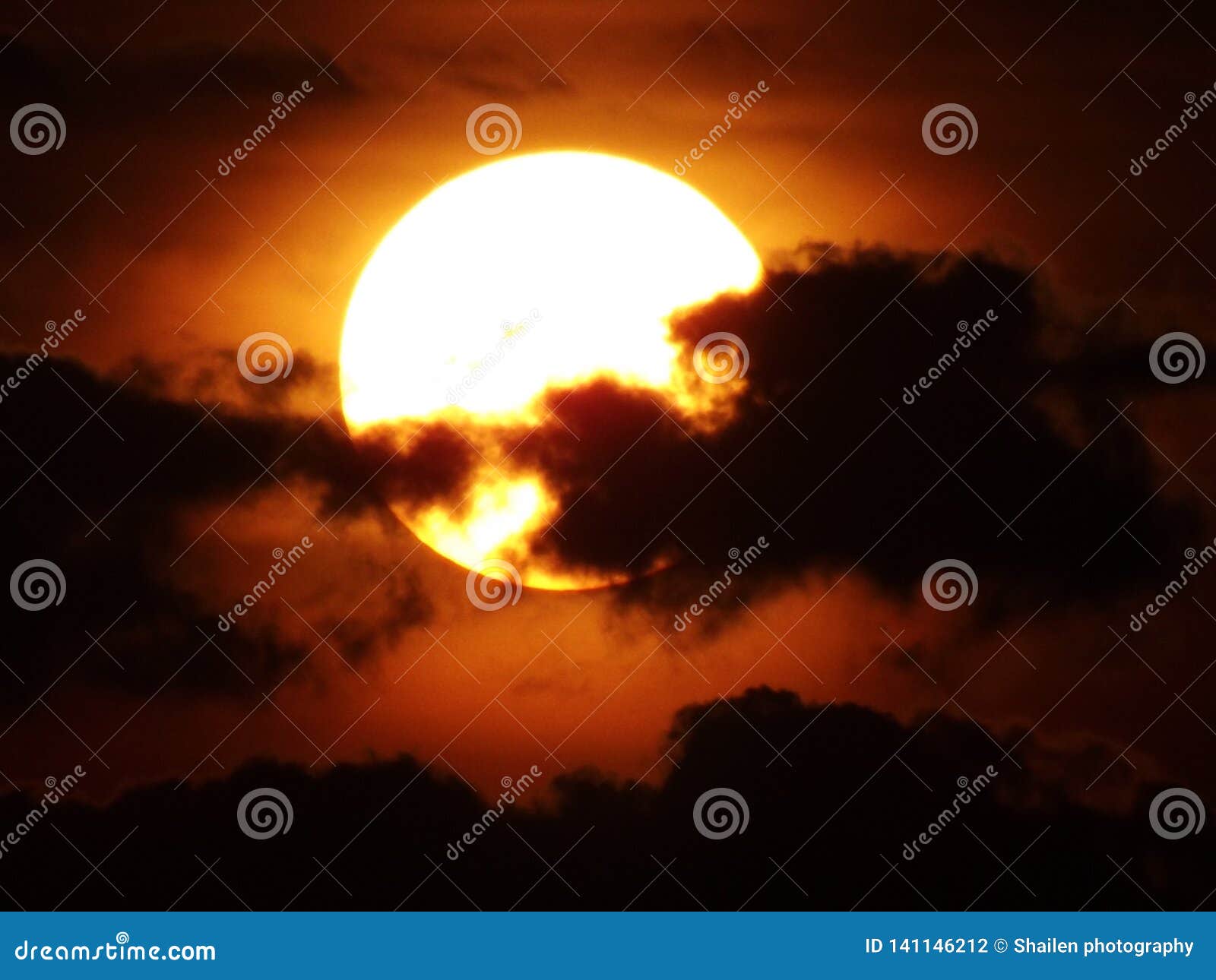 Sun Rise View in the Morning Stock Photo - Image of beautiful, nature ...