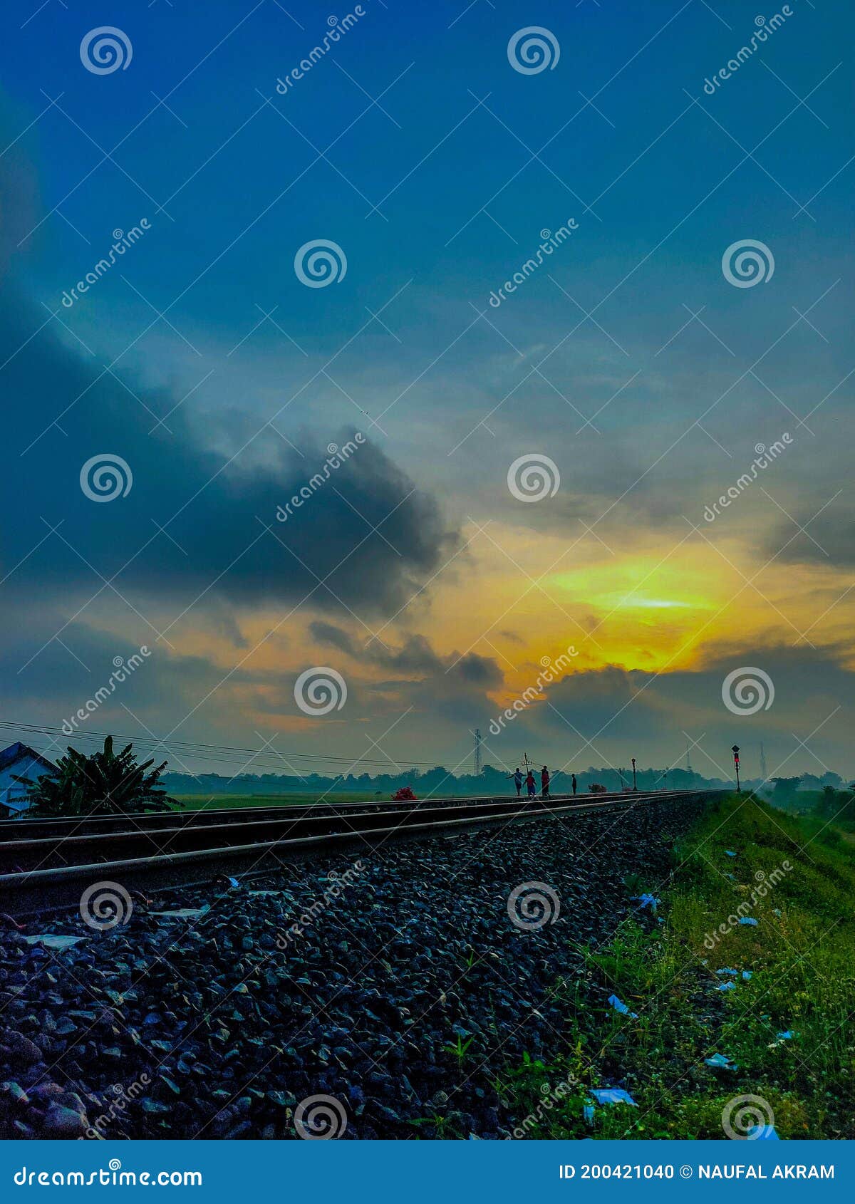 The Sun Rises on the Railroad Tracks Stock Photo - Image of railway ...