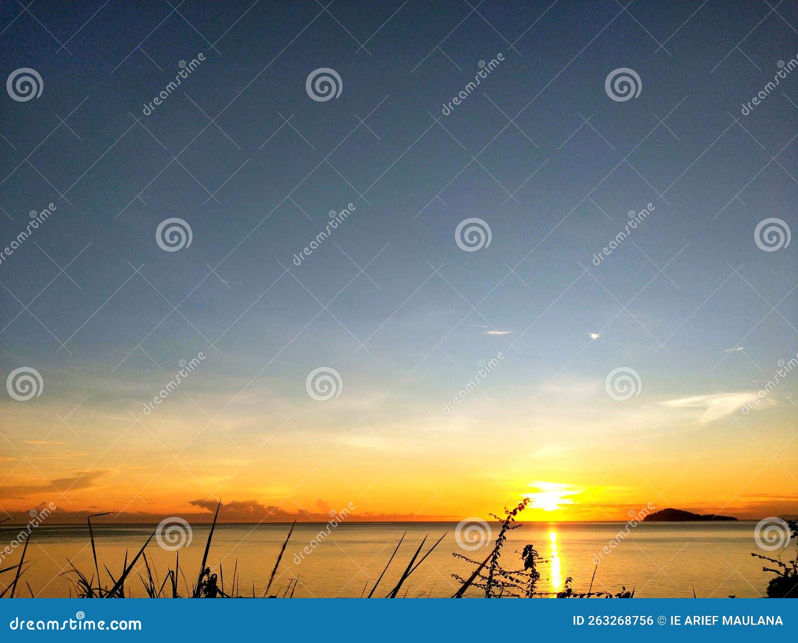 The sun rises slowly stock photo. Image of life, slowly - 263268756