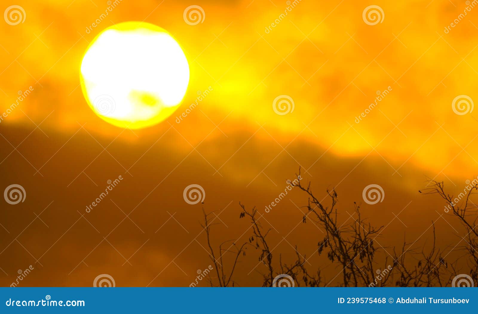 The Sun Rising through the Clouds Stock Photo - Image of ocean, gold ...