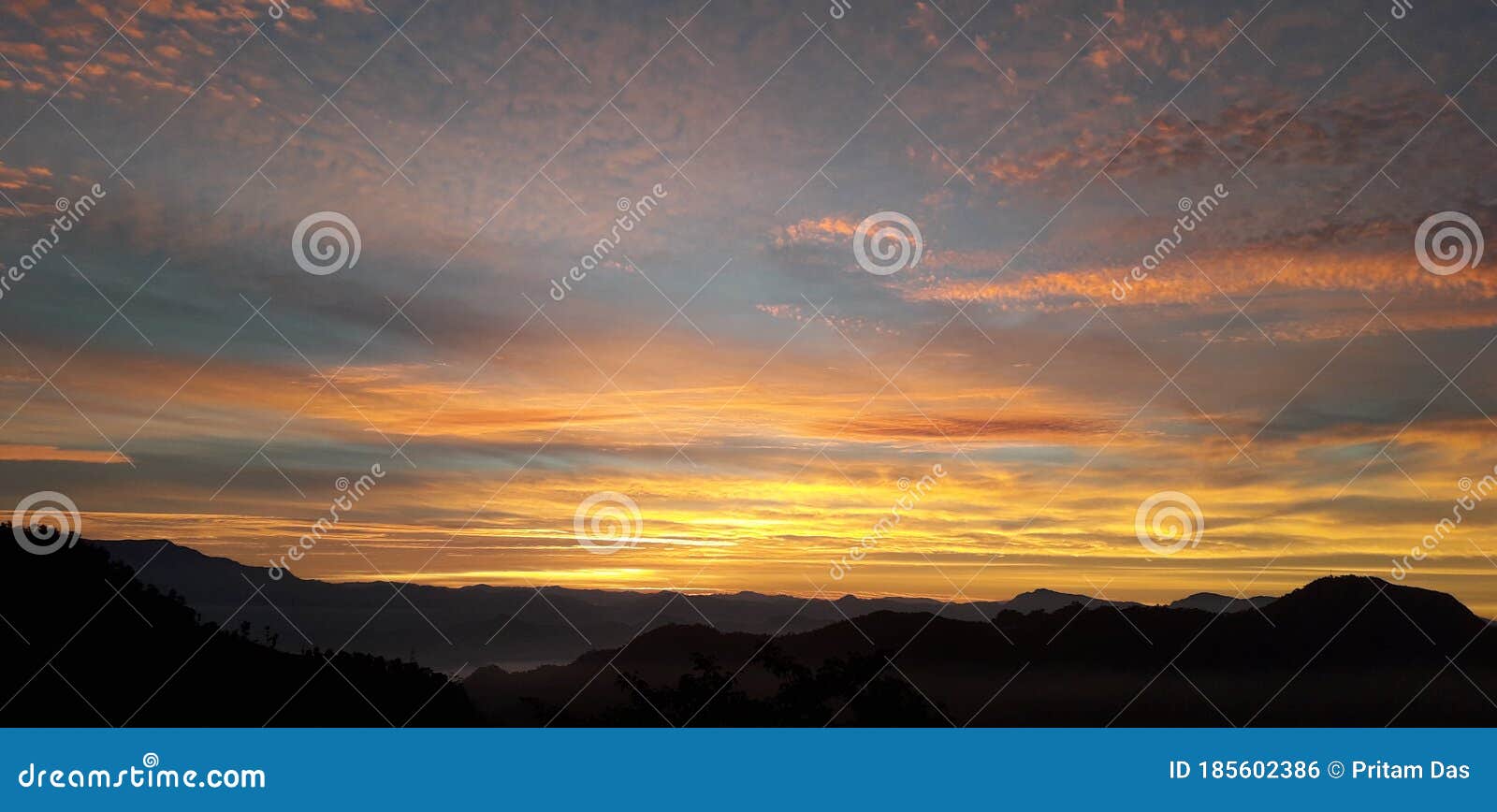 Sun Rising in the Mountains Stock Photo - Image of dawn, sunrise: 185602386