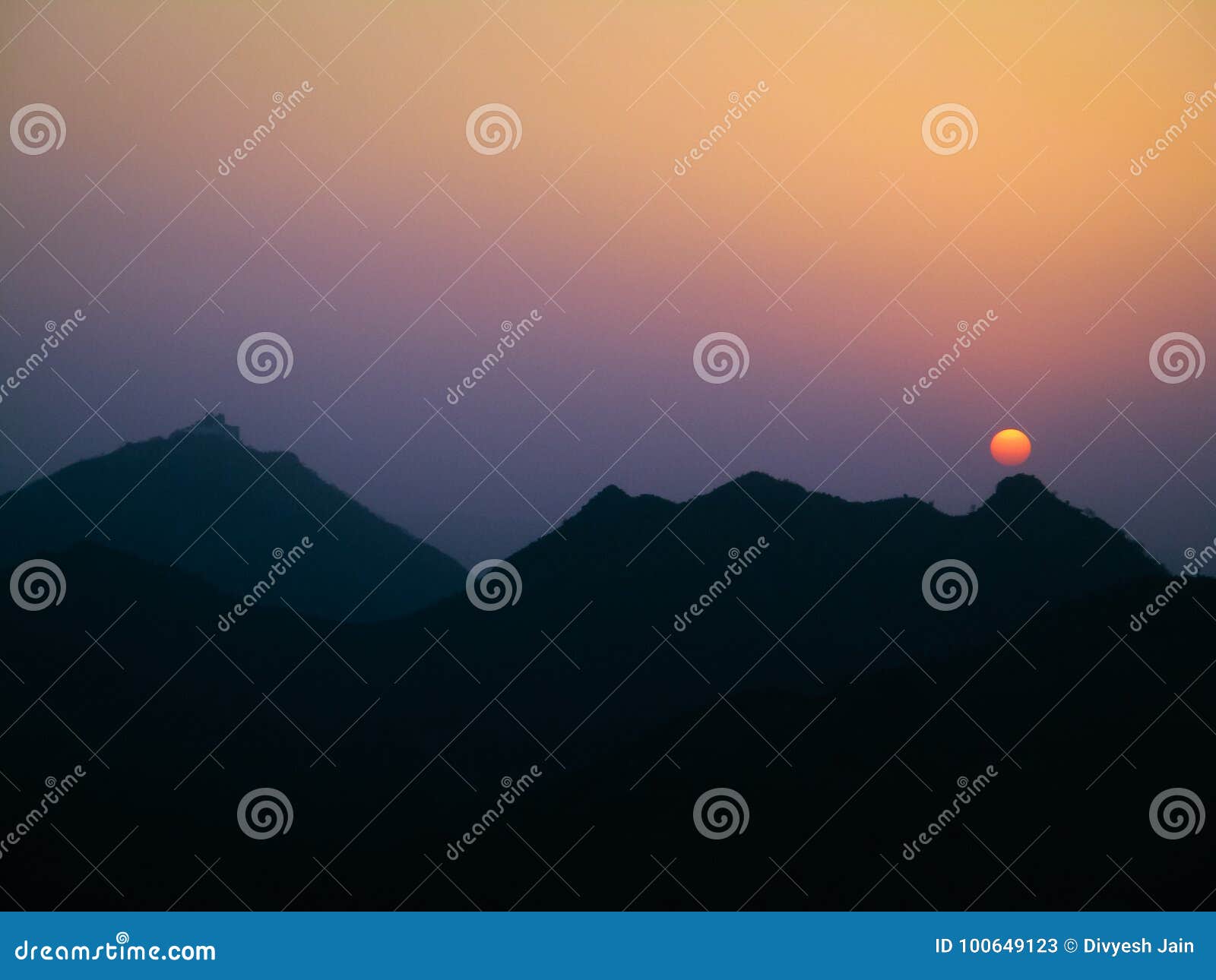 Sun Rising Over the Mountains Stock Image - Image of beautiful, nature ...