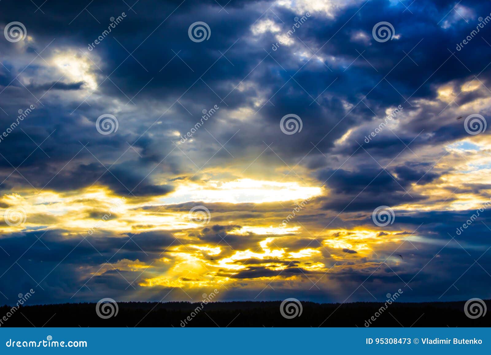 The Sun`s Rays Breaking through the Clouds Stock Image - Image of ...