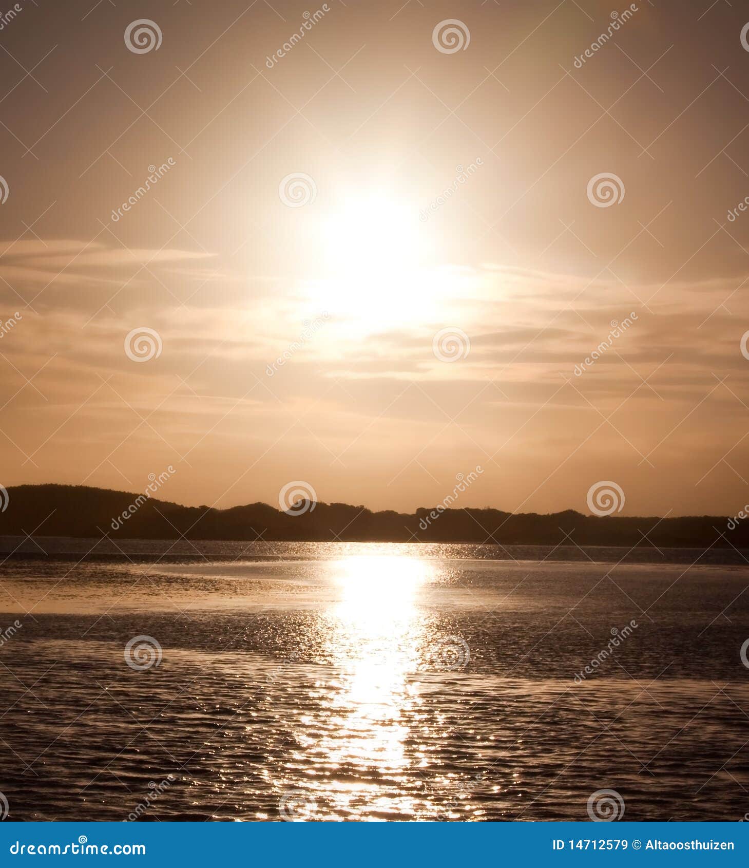 Sun setting over water stock image. Image of tranquil - 14712579