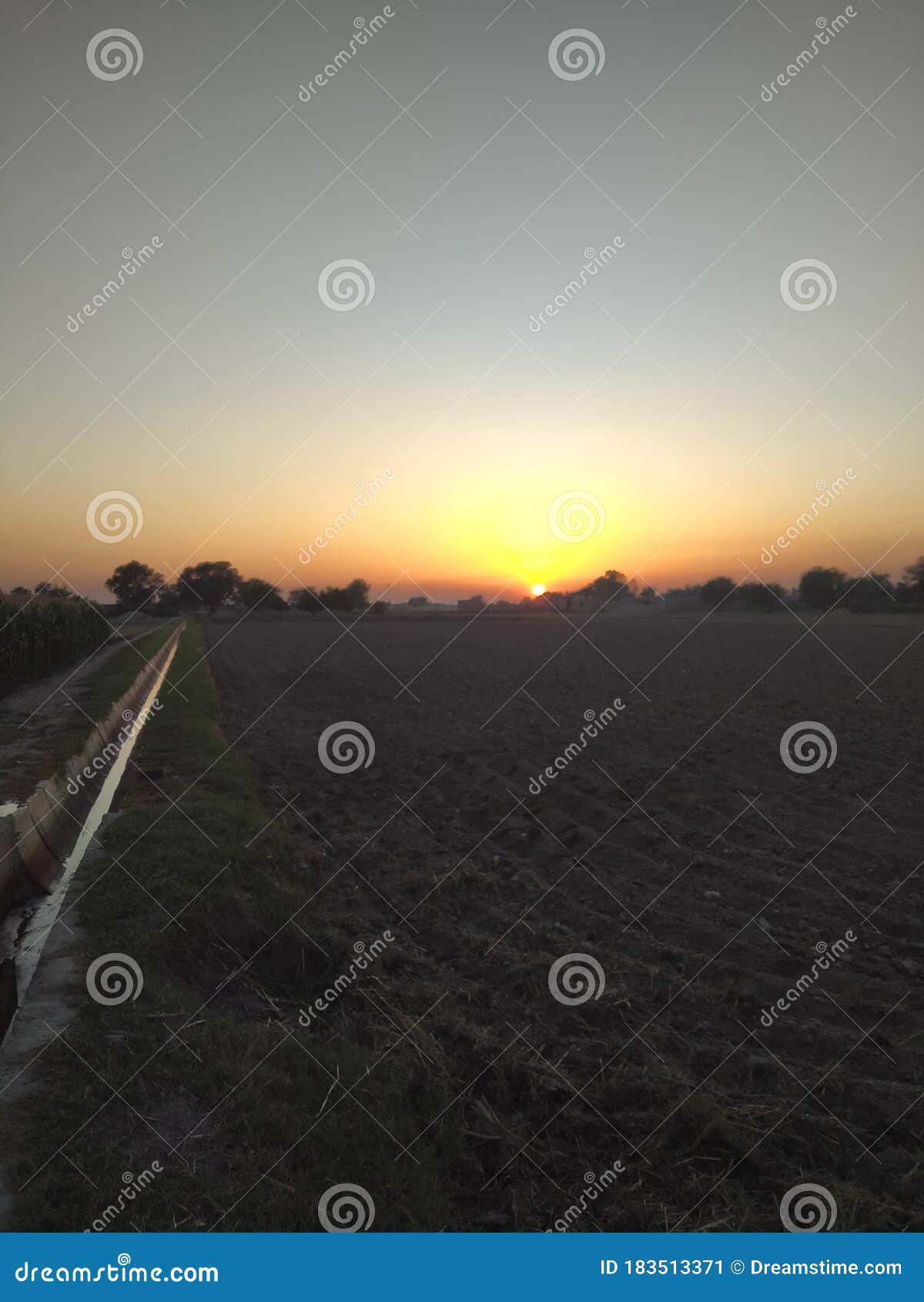 Sun setting Time stock image. Image of road, cloud, horizon - 183513371