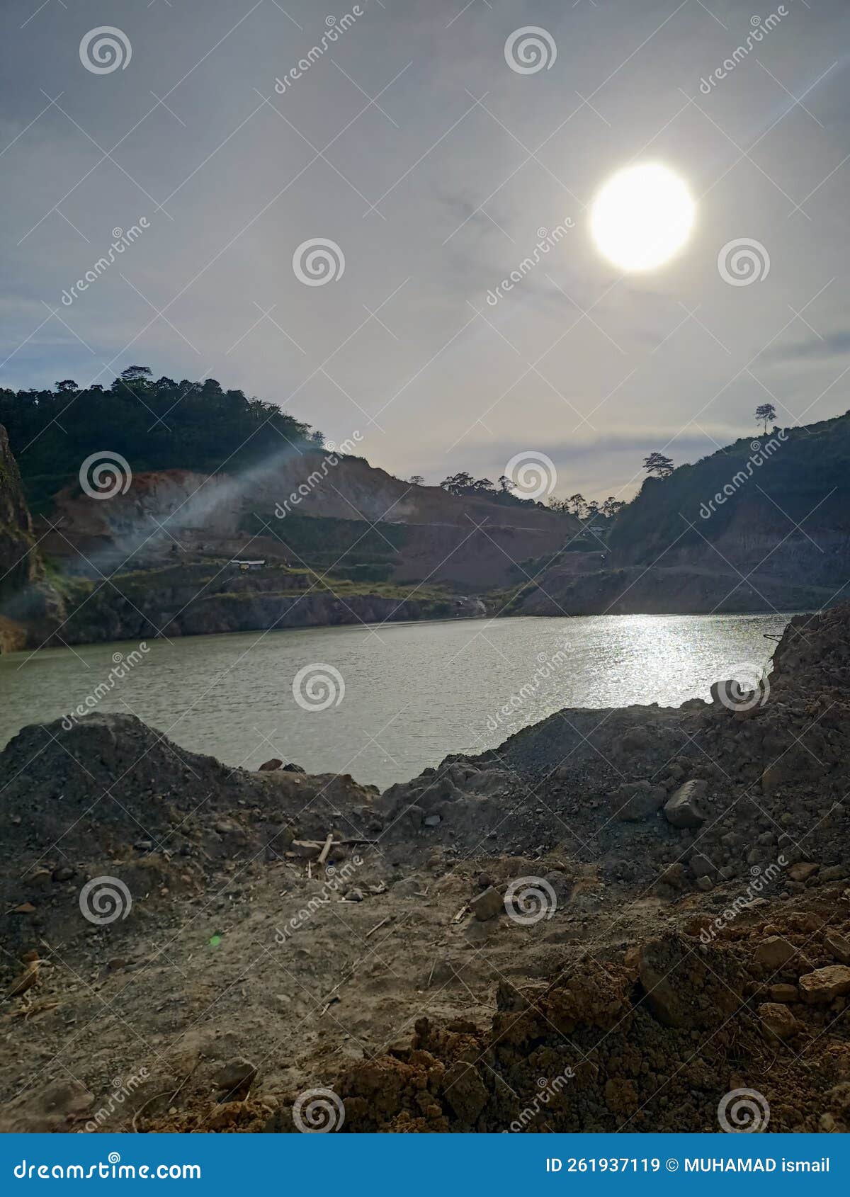 The Sun Shines on the Broken Nature Stock Image - Image of cliff ...