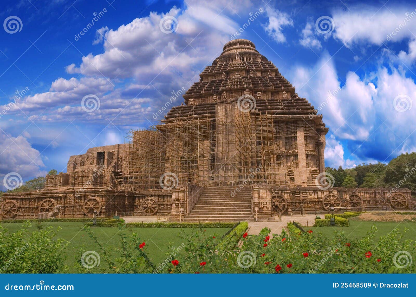 Sun Temple, Konark, India, Side View Stock Image - Image of dravidian ...
