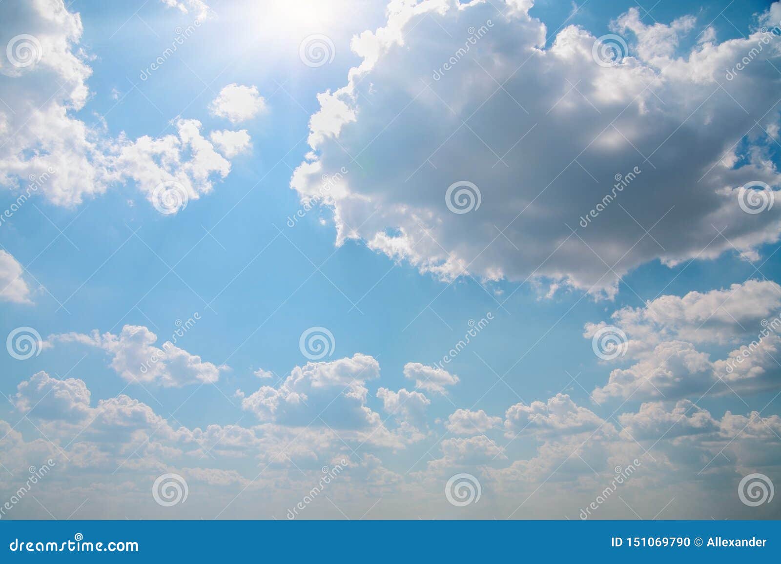 Sun y nubes foto de archivo. Imagen de exterior, nublado - 151069790