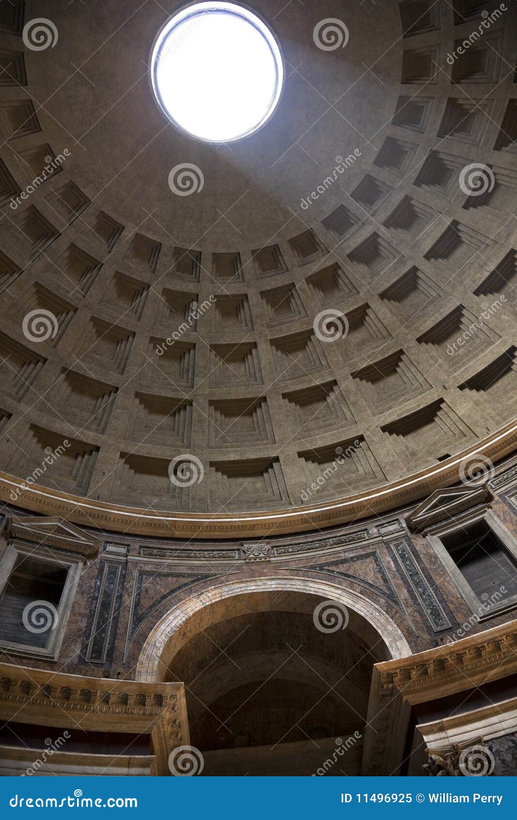 Sunbeam through Oculus Ceiling Pantheon Rome Editorial Image - Image of city, history: 11496925