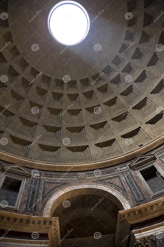 Sunbeam through Oculus Ceiling Pantheon Rome Editorial Image - Image of ...