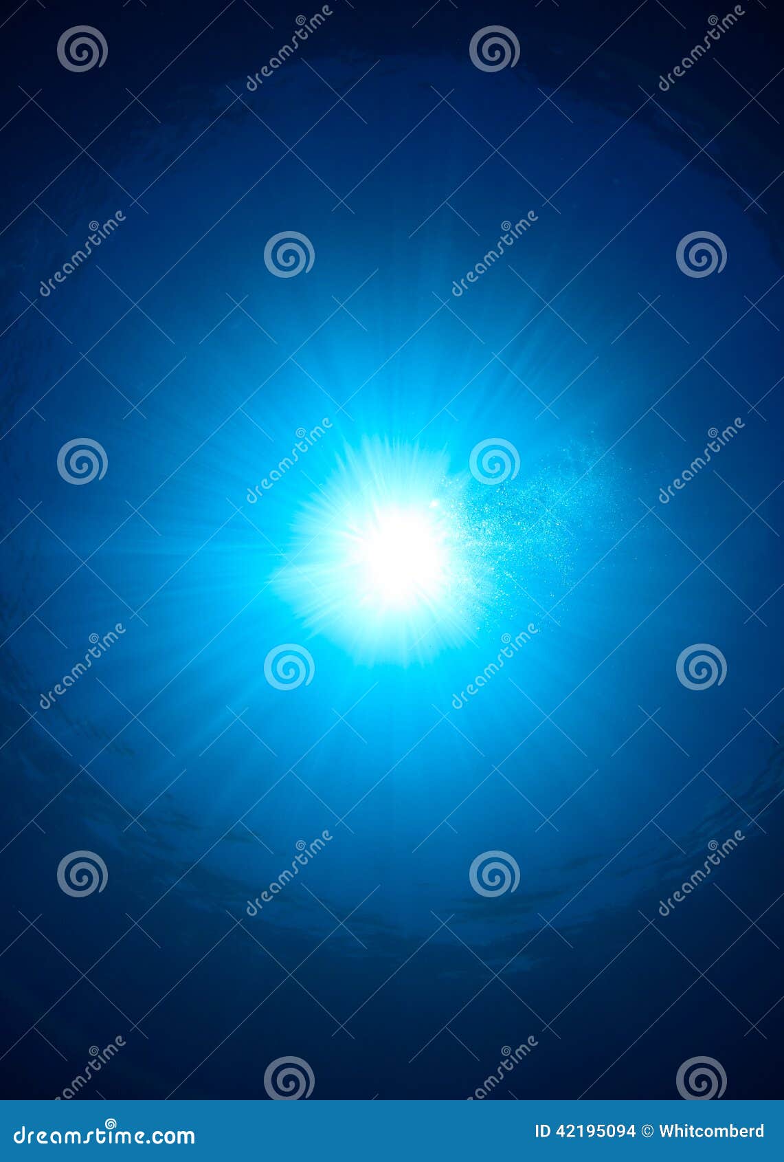 Sunburst and Bubbles on the Ocean Surface Stock Photo - Image of aqua ...