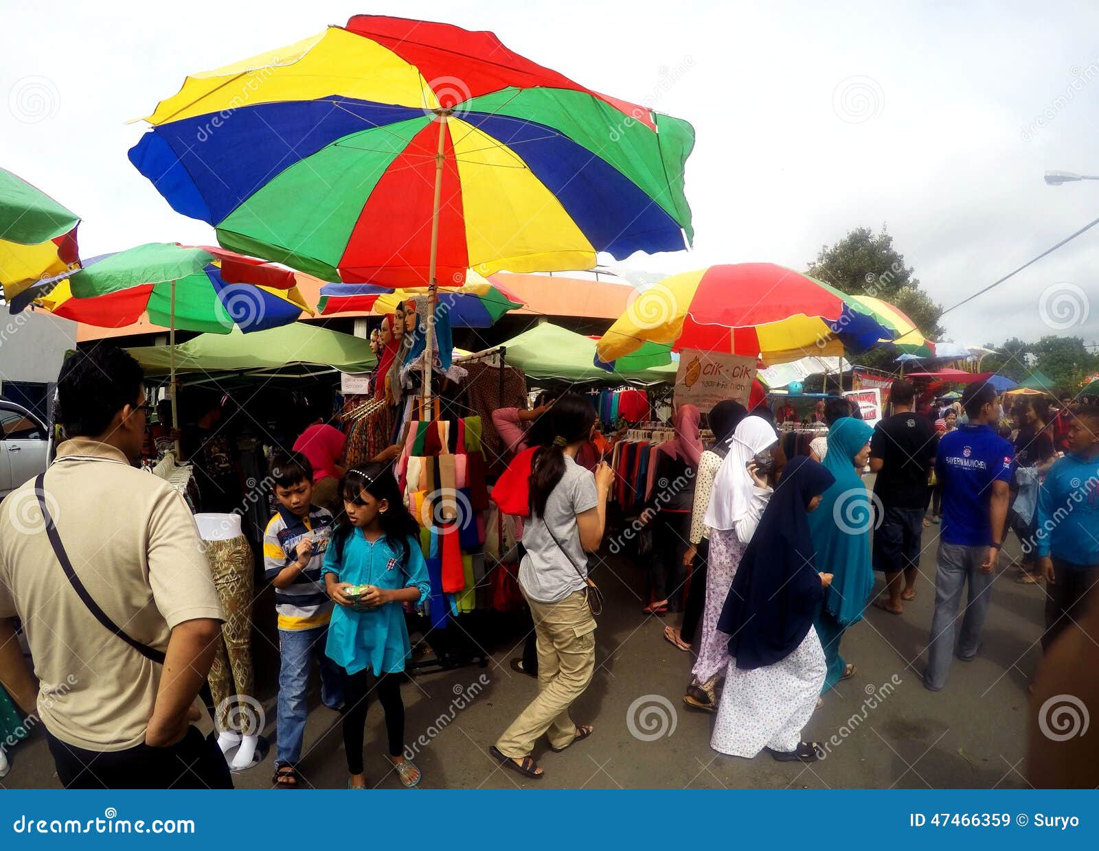 Sunday market editorial stock image. Image of central - 47466359
