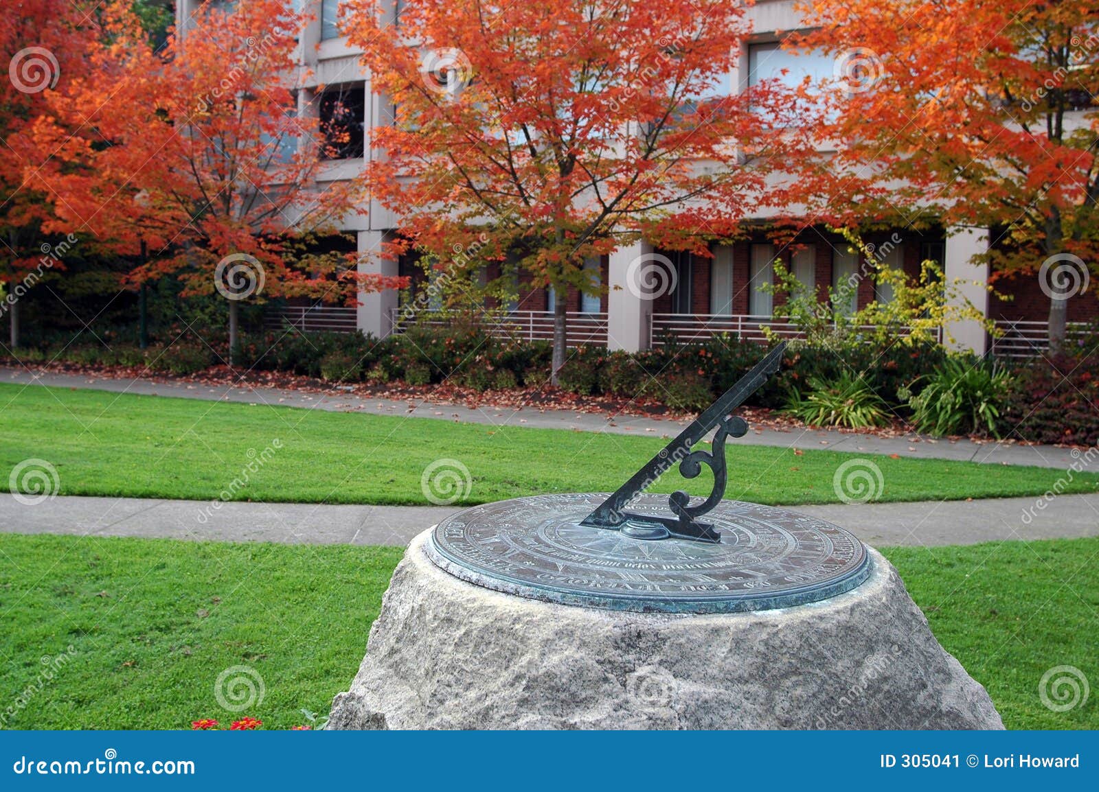 Sundial stock image. Image of oregon, change, green, yellow - 305041