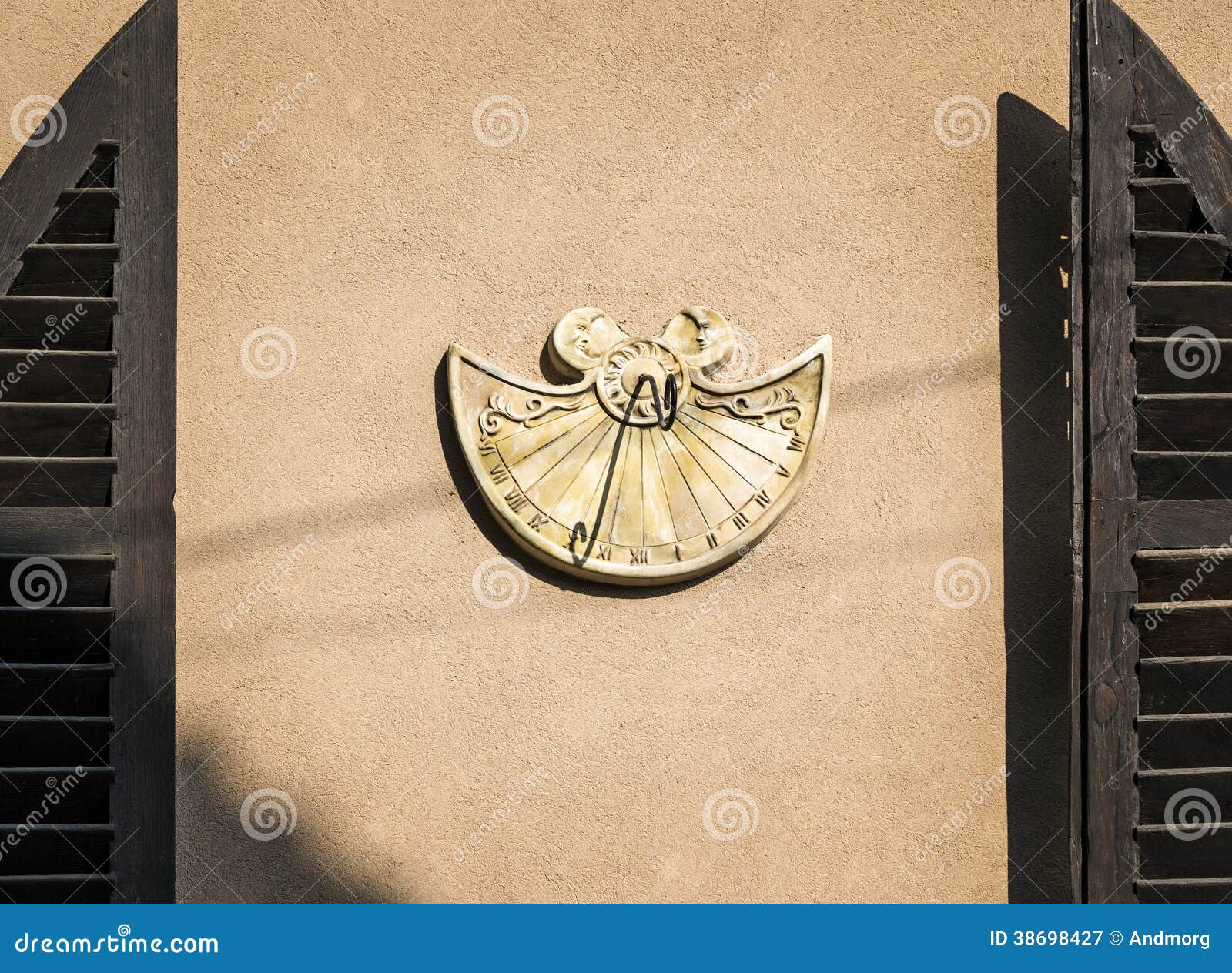 Sundial stock image. Image of season, metal, measure - 38698427