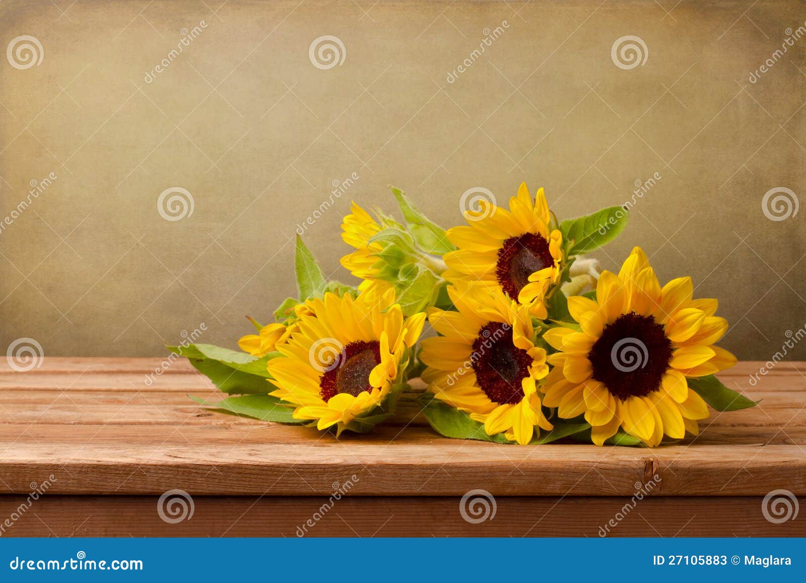 Sunflowers With A Grunge Rustic Wooden Background Stock Photography ...
